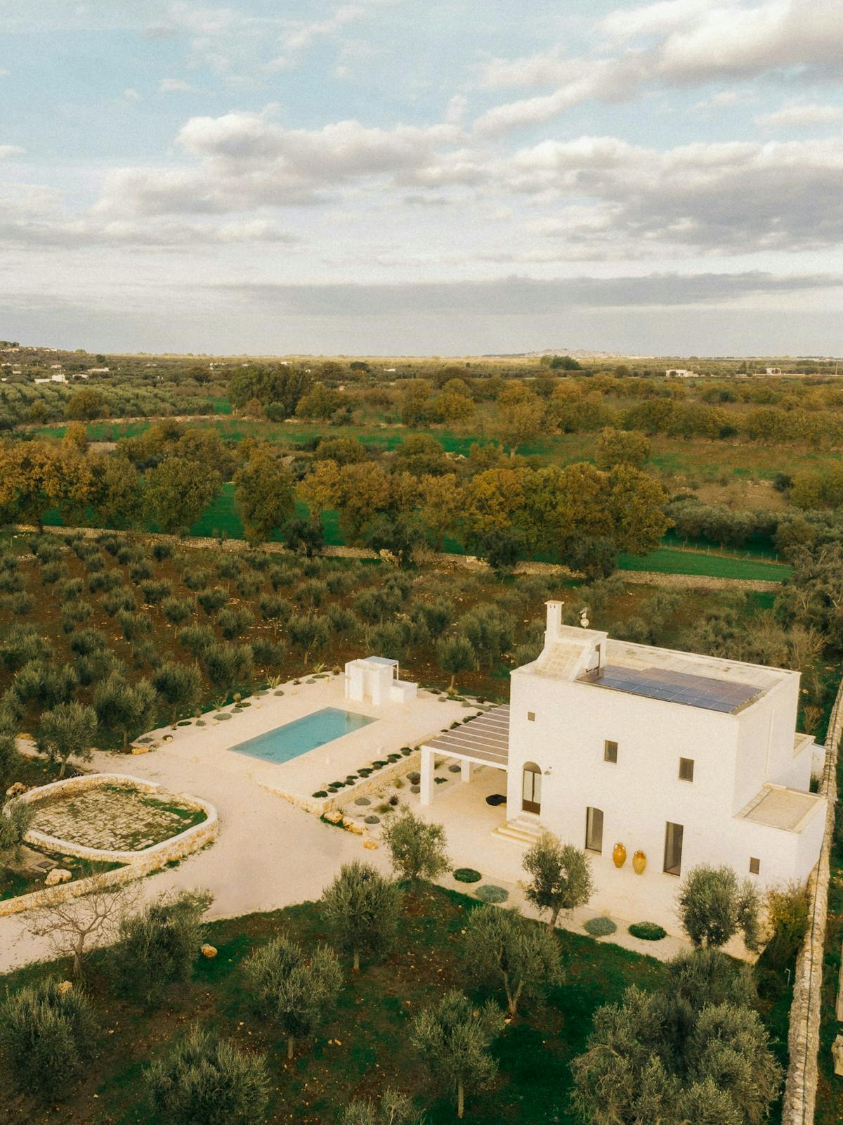 Farmhouse with pool in olive grove near Ostuni